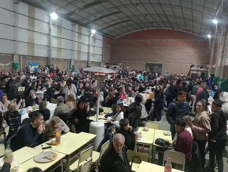 Unidad Educativa Ntra Sra la Anunciación - Escuelas y Universidades